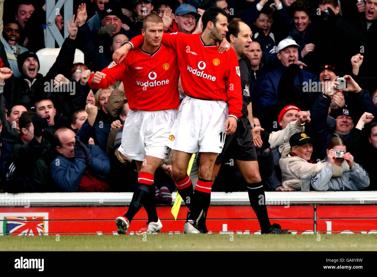 Ryan giggs and david beckham hi-res stock photography and images - Alamy