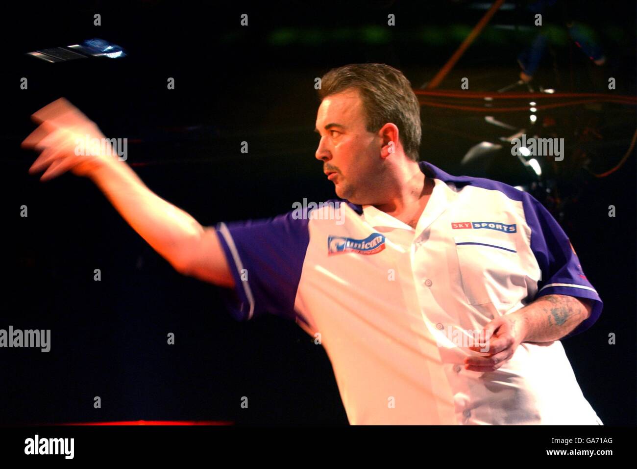 Darts - 2002 Skol World Championships - Purfleet. Phil Taylor shows the ...