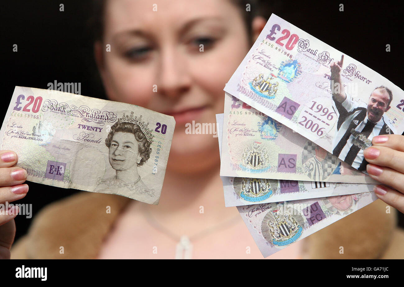 Fake notes warning hi-res stock photography and images - Alamy