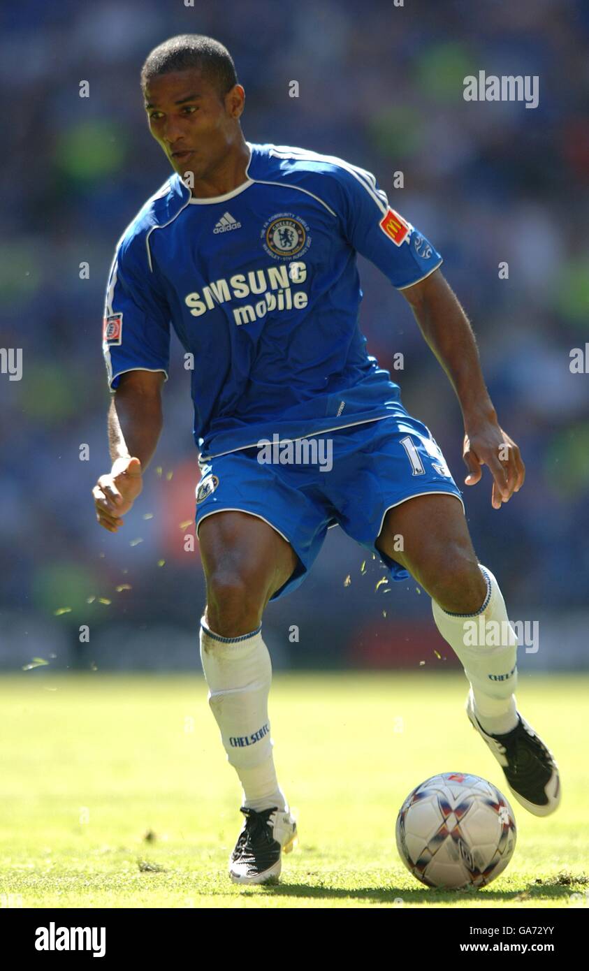 Soccer - Community Shield - Chelsea v Manchester United - Wembley ...