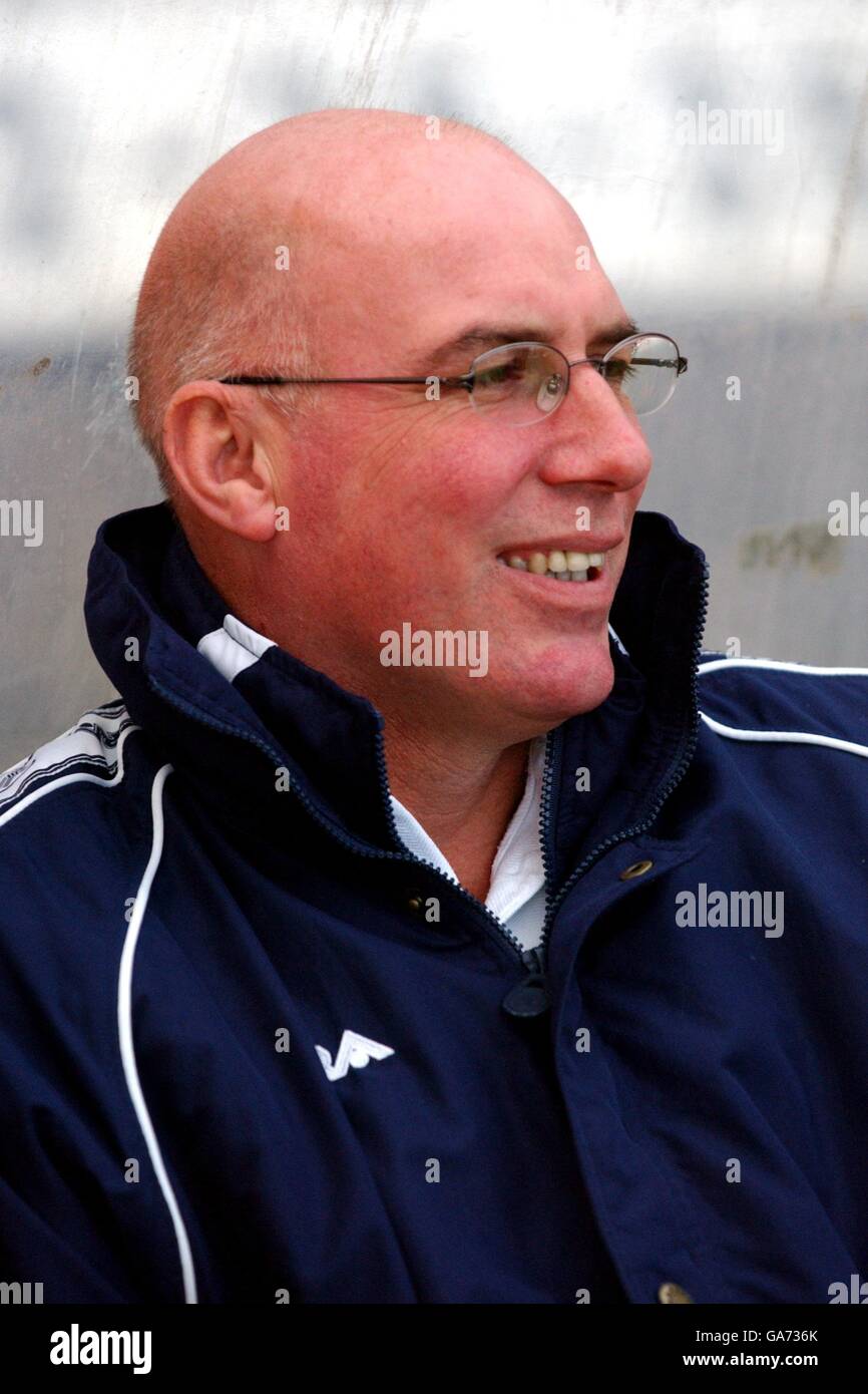 Cardiff citys manager alan cork hi-res stock photography and images - Alamy