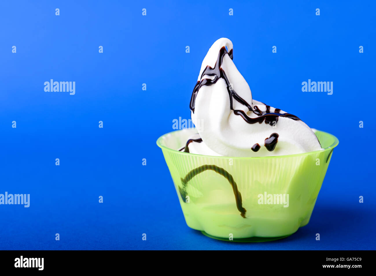 Yogurt chocolate hi-res stock photography and images - Alamy