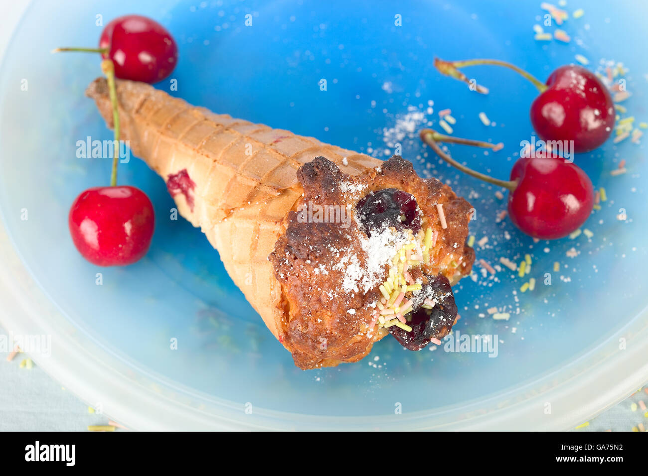Cone cake hi-res stock photography and images - Alamy