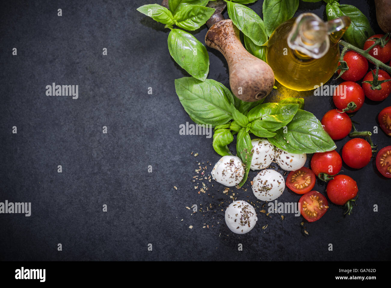 italian fresh grocery , border background on dark slate Stock Photo - Alamy