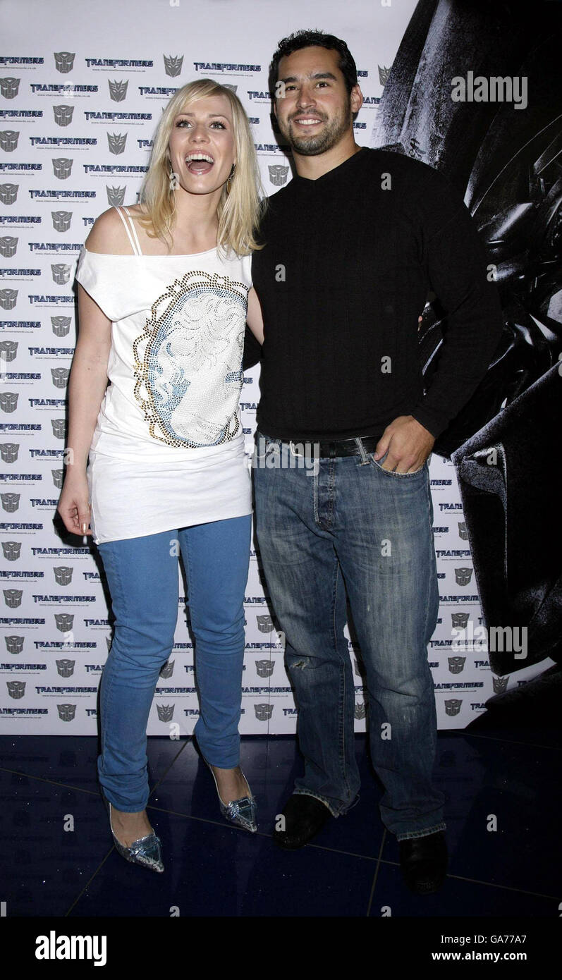 Natasha bedingfield and matt robinson hi-res stock photography and ...