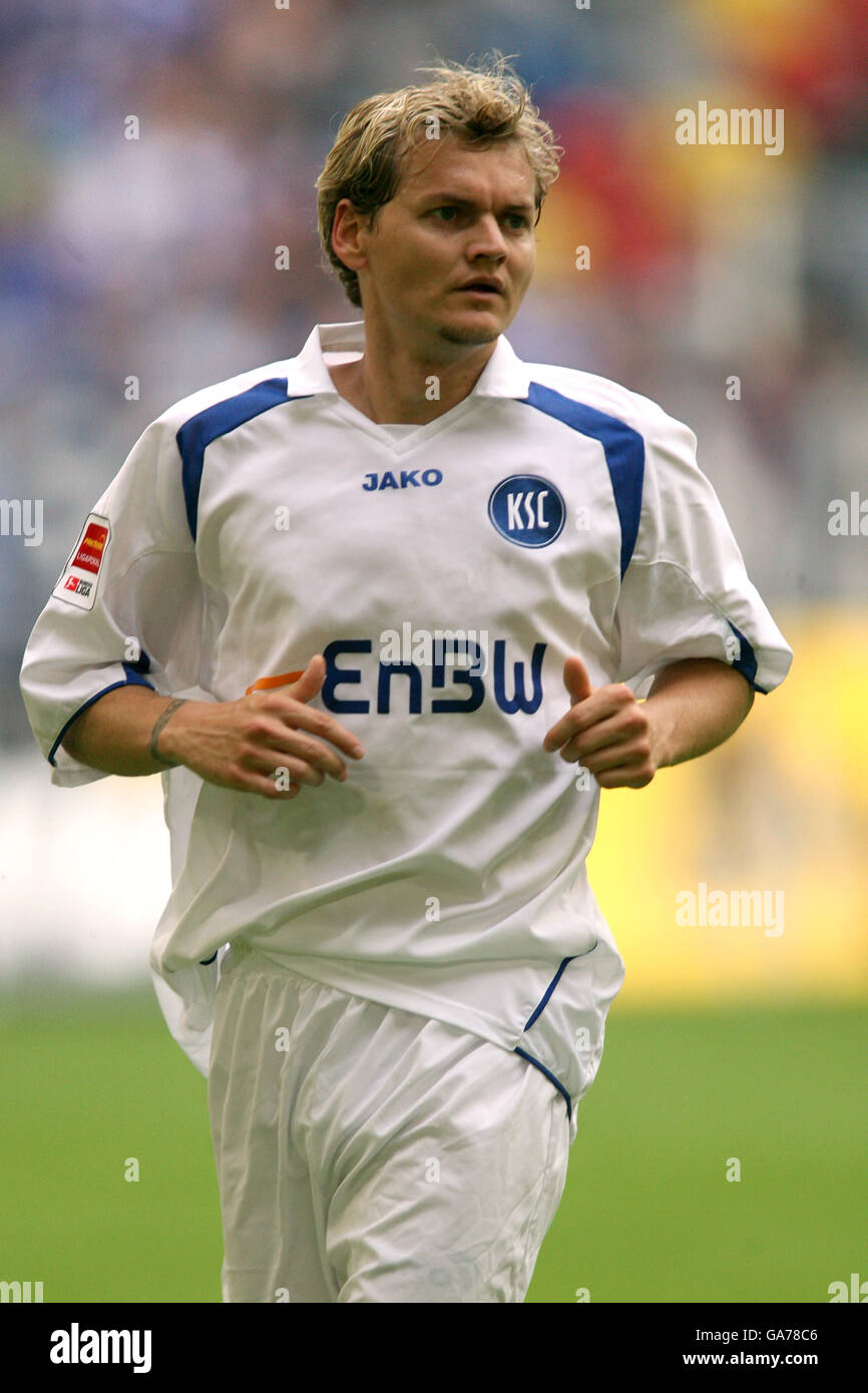 Soccer - Premiere League Cup - Quarter Final - Schalke 04 v Karlsruher ...