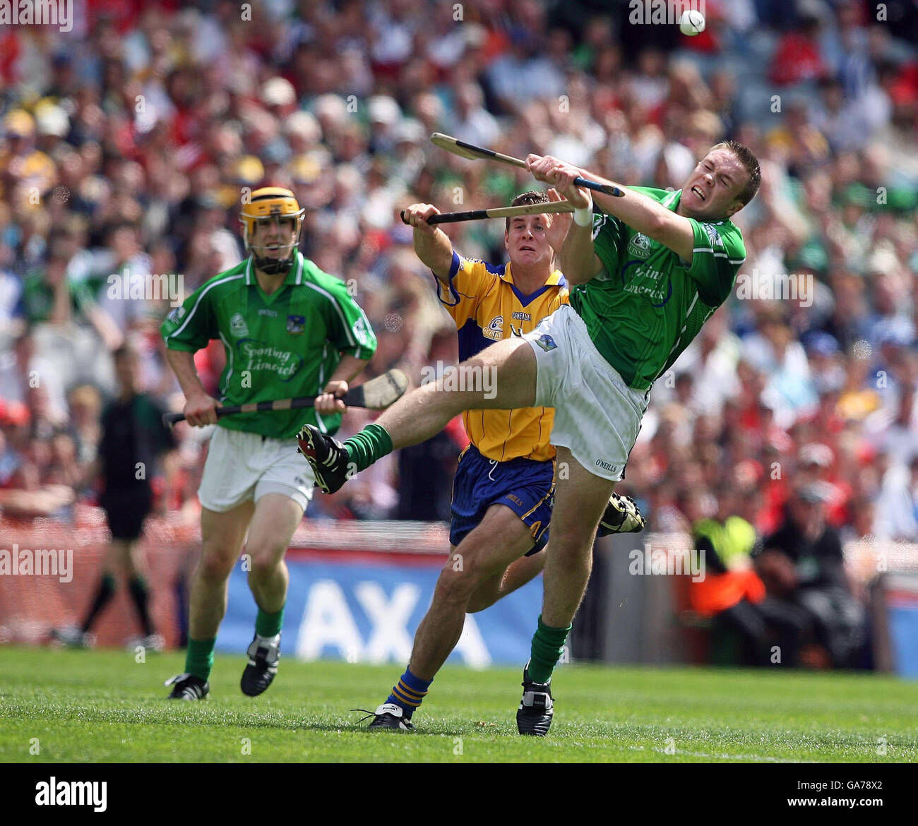 Hurling dublin v clare hi-res stock photography and images - Alamy