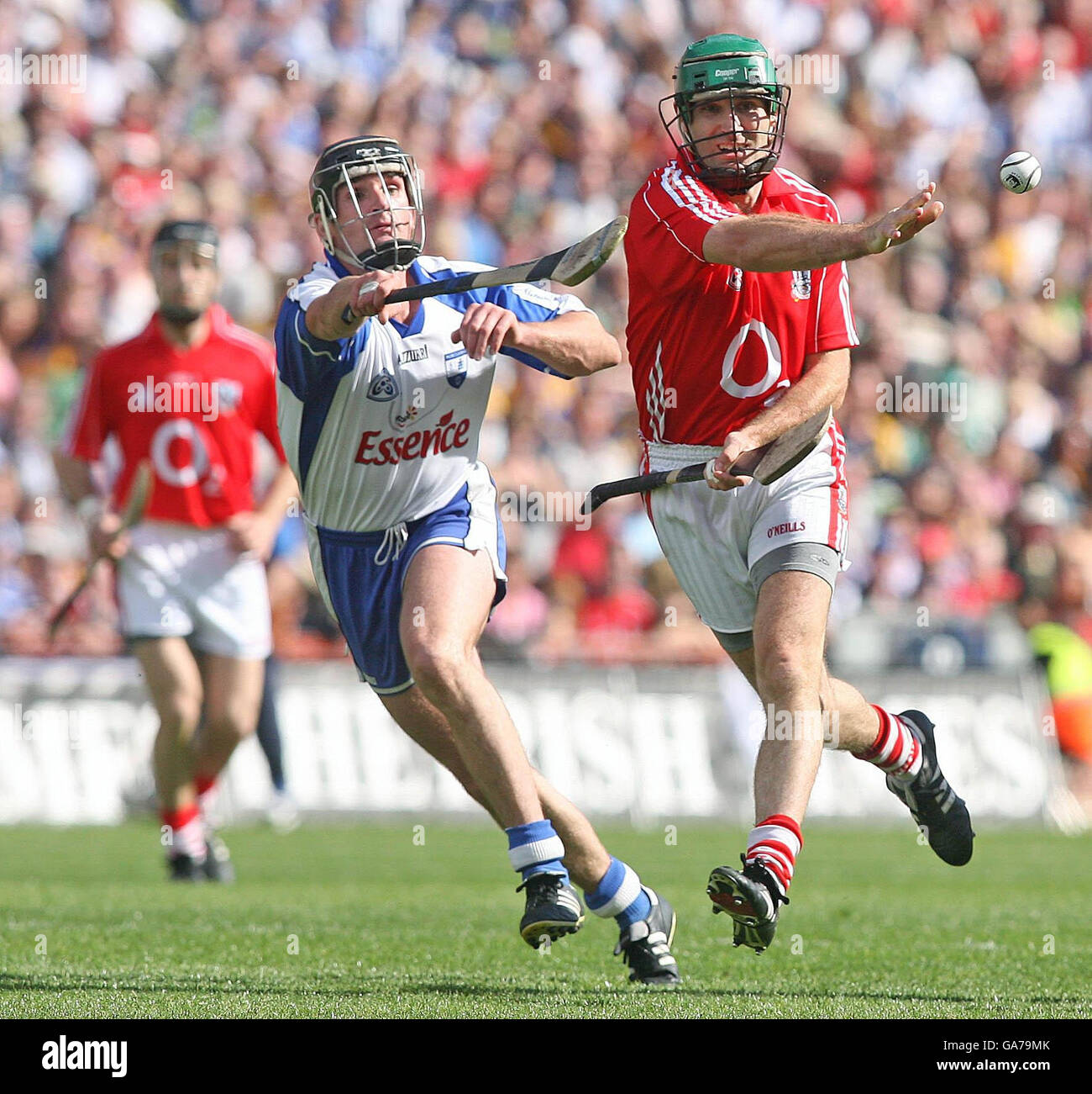 Hurling ireland helmet hi-res stock photography and images - Alamy