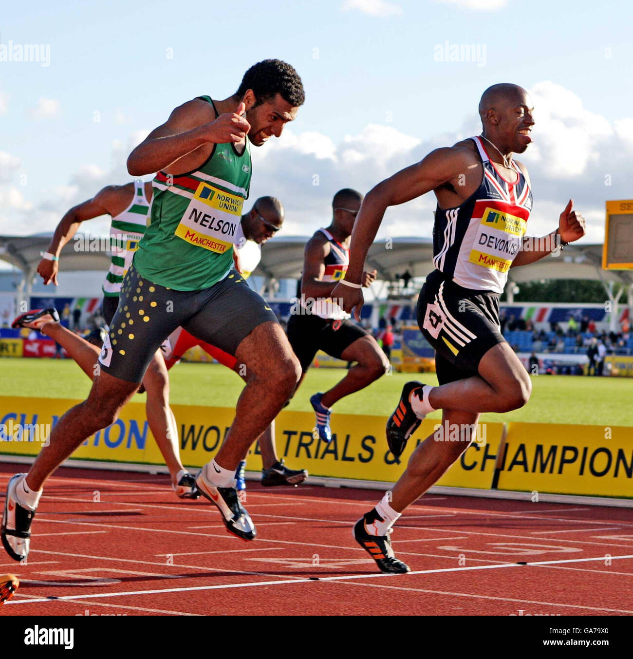 Marlon devonish wins 200m final hi-res stock photography and images - Alamy