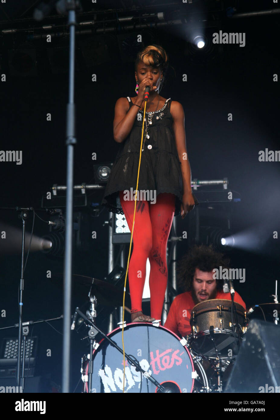 Singer and bassist Shingai Shoniwa, from London indie rock band The ...