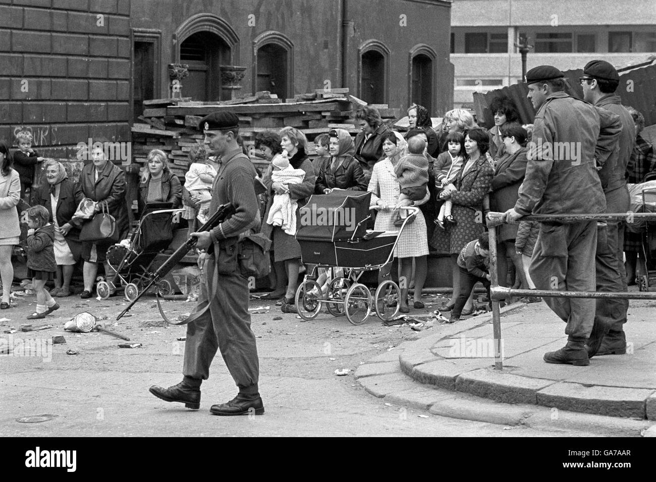 War against ireland Black and White Stock Photos & Images - Alamy