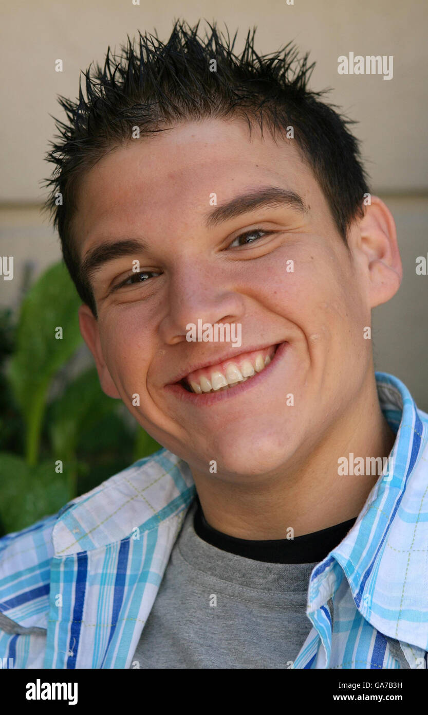 Slimming World's Young Slimmer of the Year 18-year-old Daniel Sadler ...