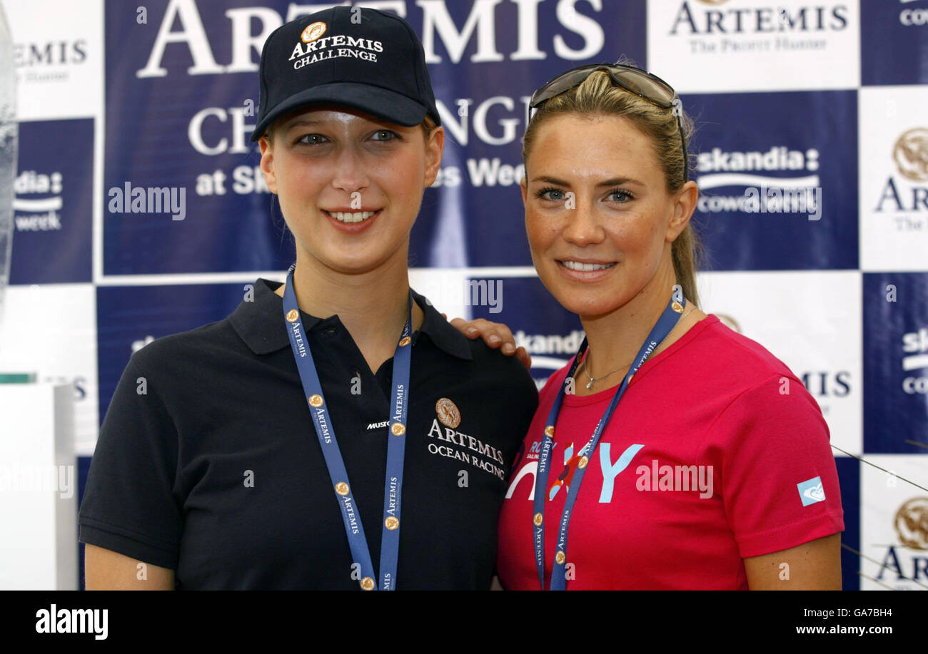 Georgie thompson sky hi-res stock photography and images - Alamy