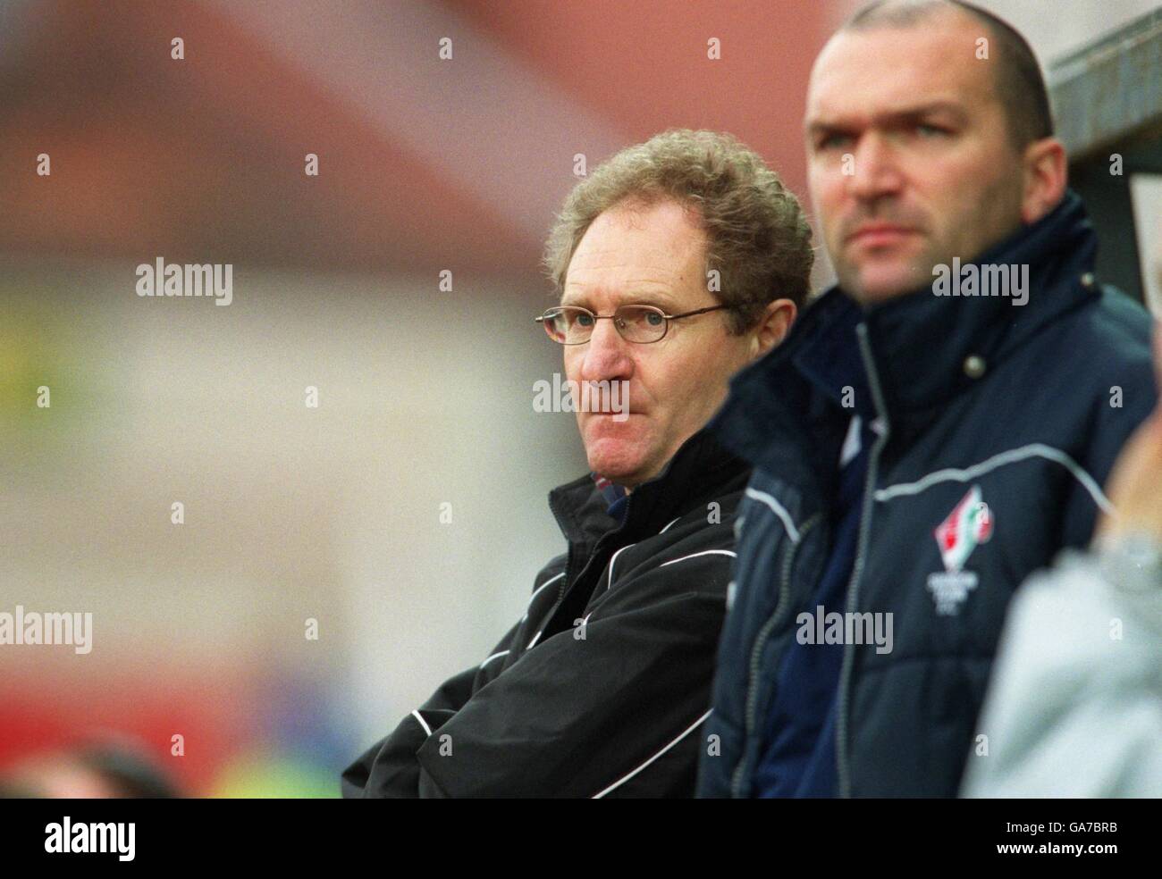 Swindon town neil ruddock hi-res stock photography and images - Alamy