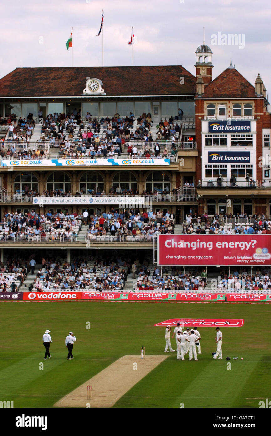 Ocs stand oval cricket ground hi-res stock photography and images - Alamy