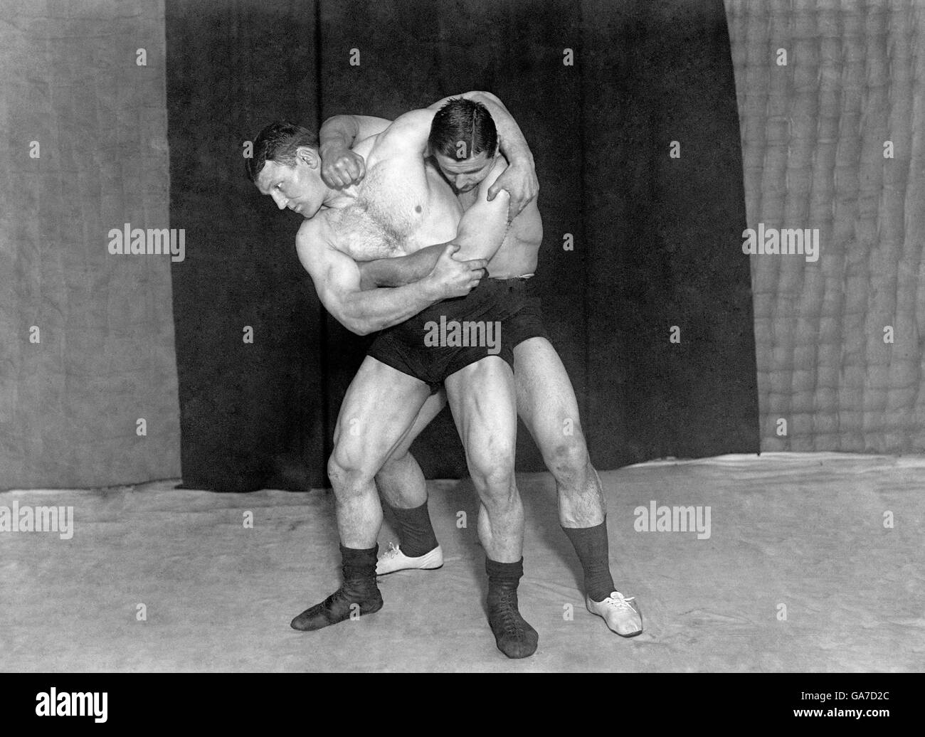 Wrestling. Swiss wrestler John Lemm (left Stock Photo - Alamy