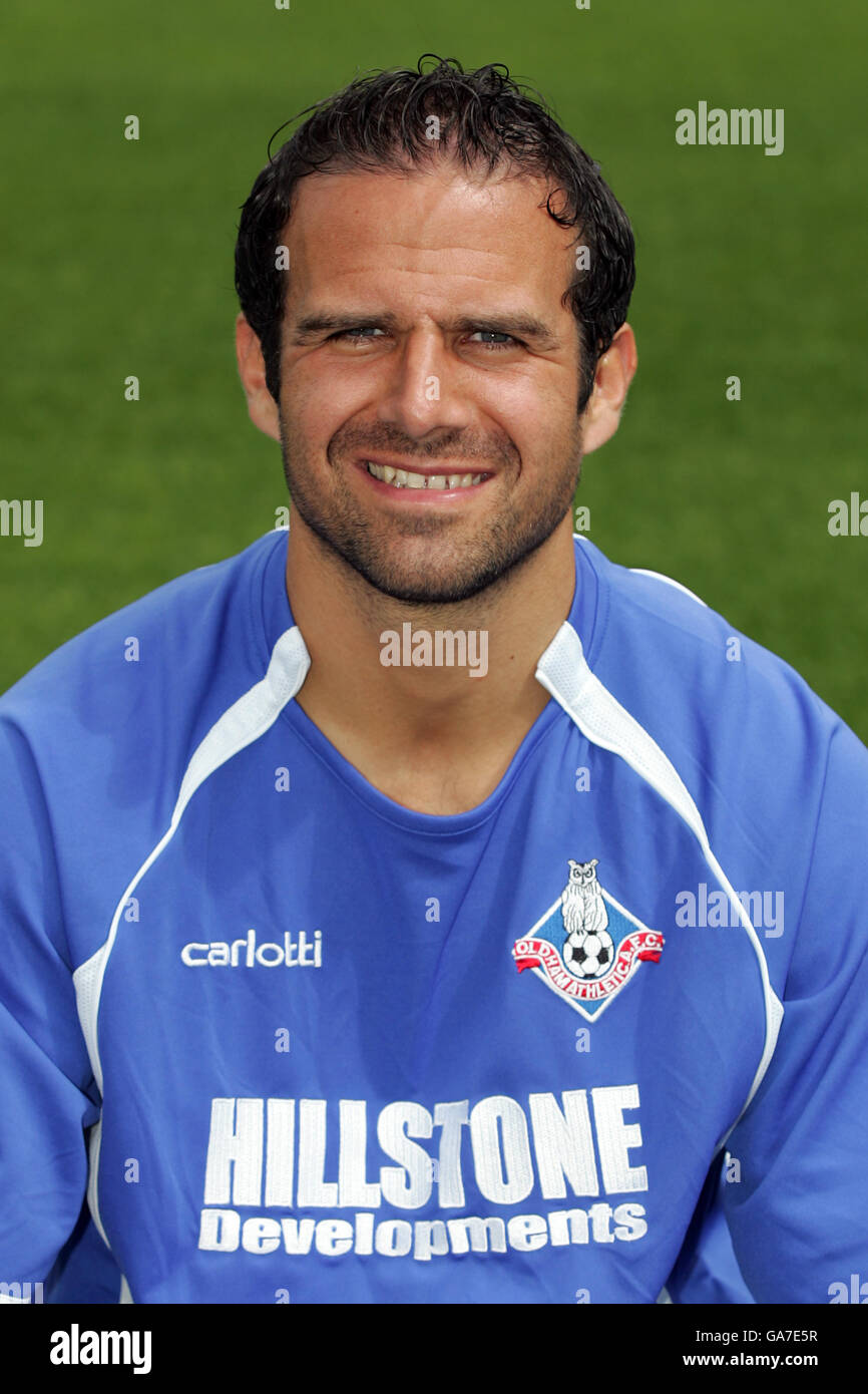 Soccer oldham athletic photocall boundary park hi-res stock photography ...