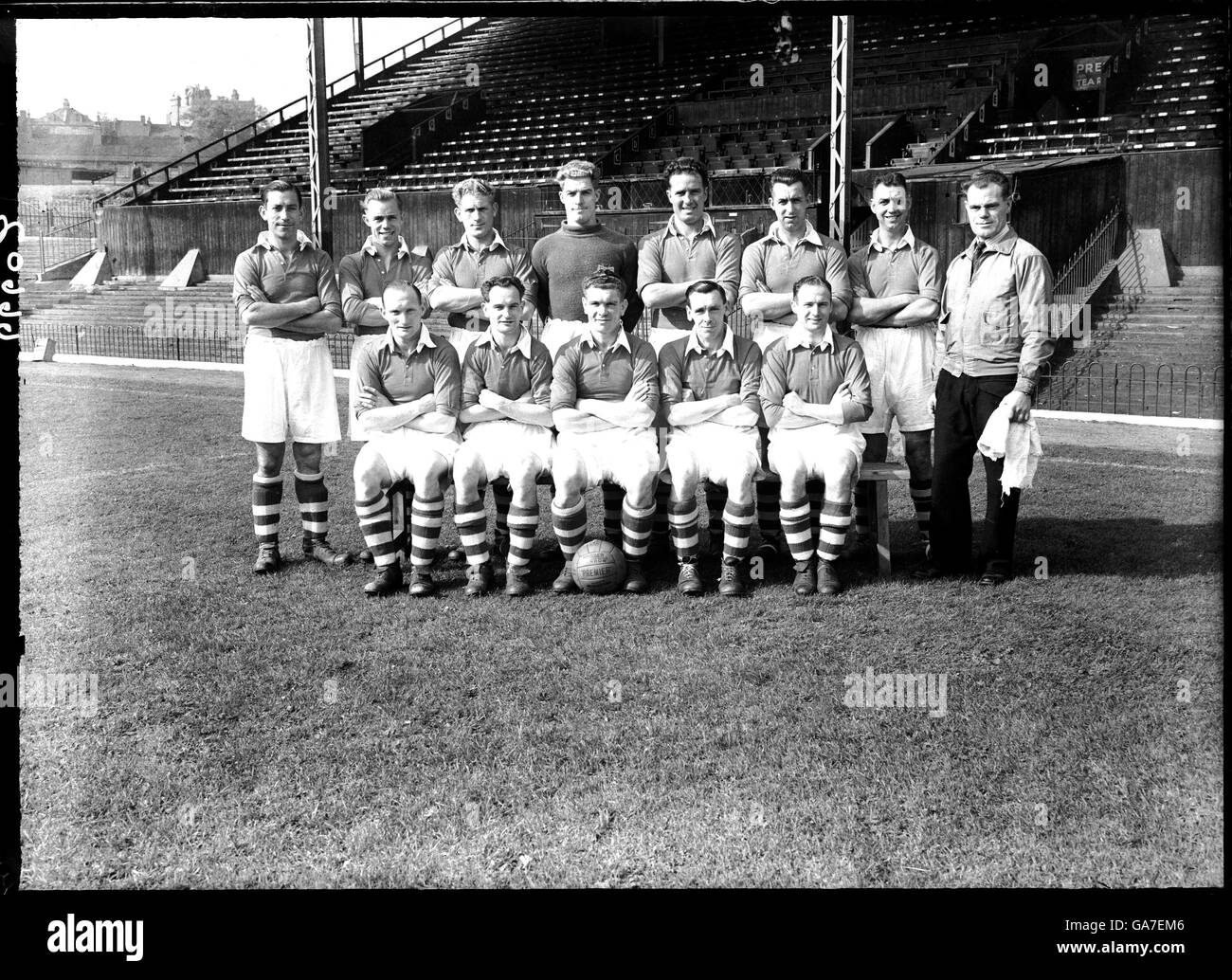Charlton athletic team group hi-res stock photography and images - Alamy