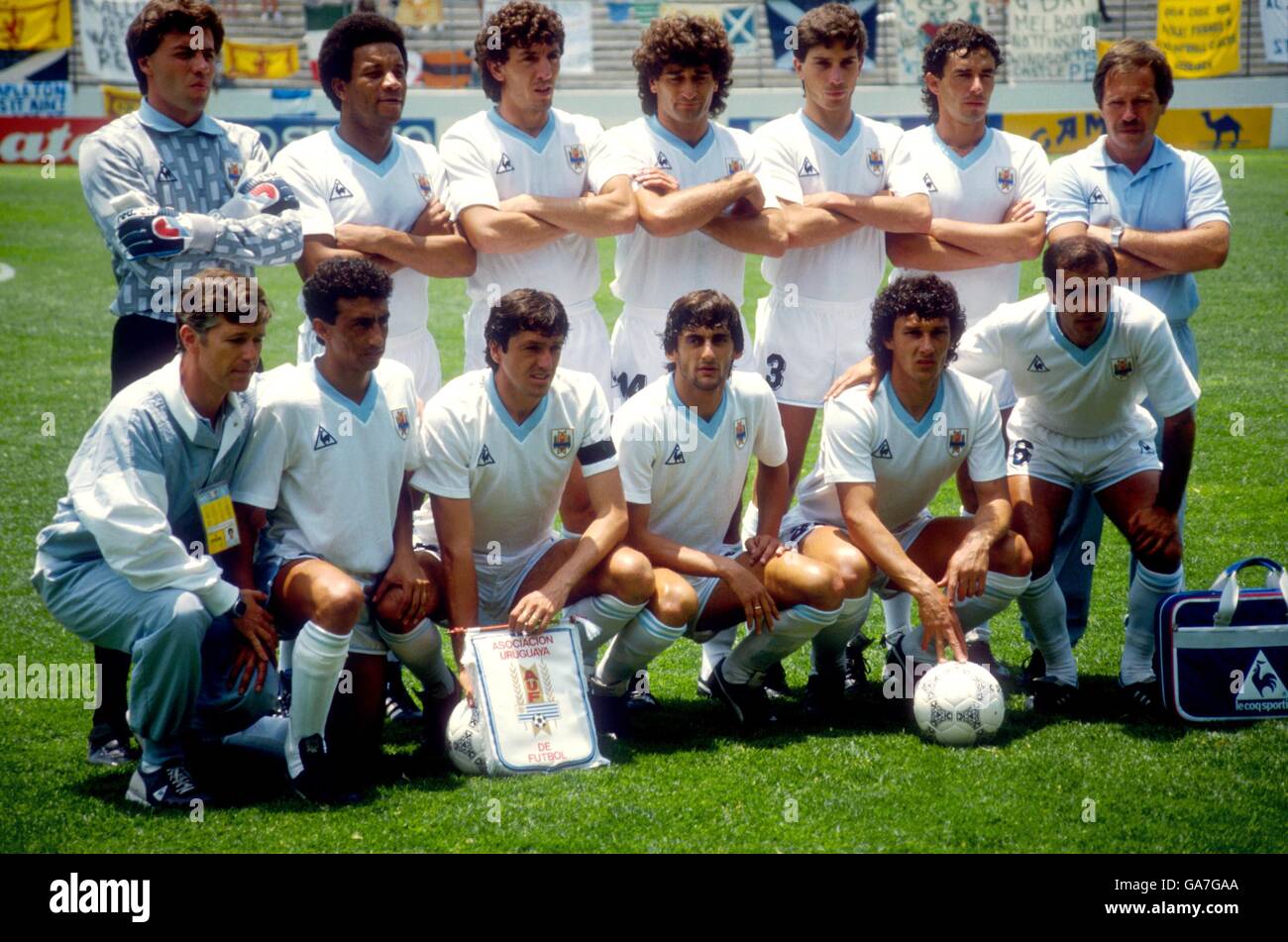 Soccer - World Cup Mexico 86 - Group E - Scotland v Uruguay Stock Photo ...
