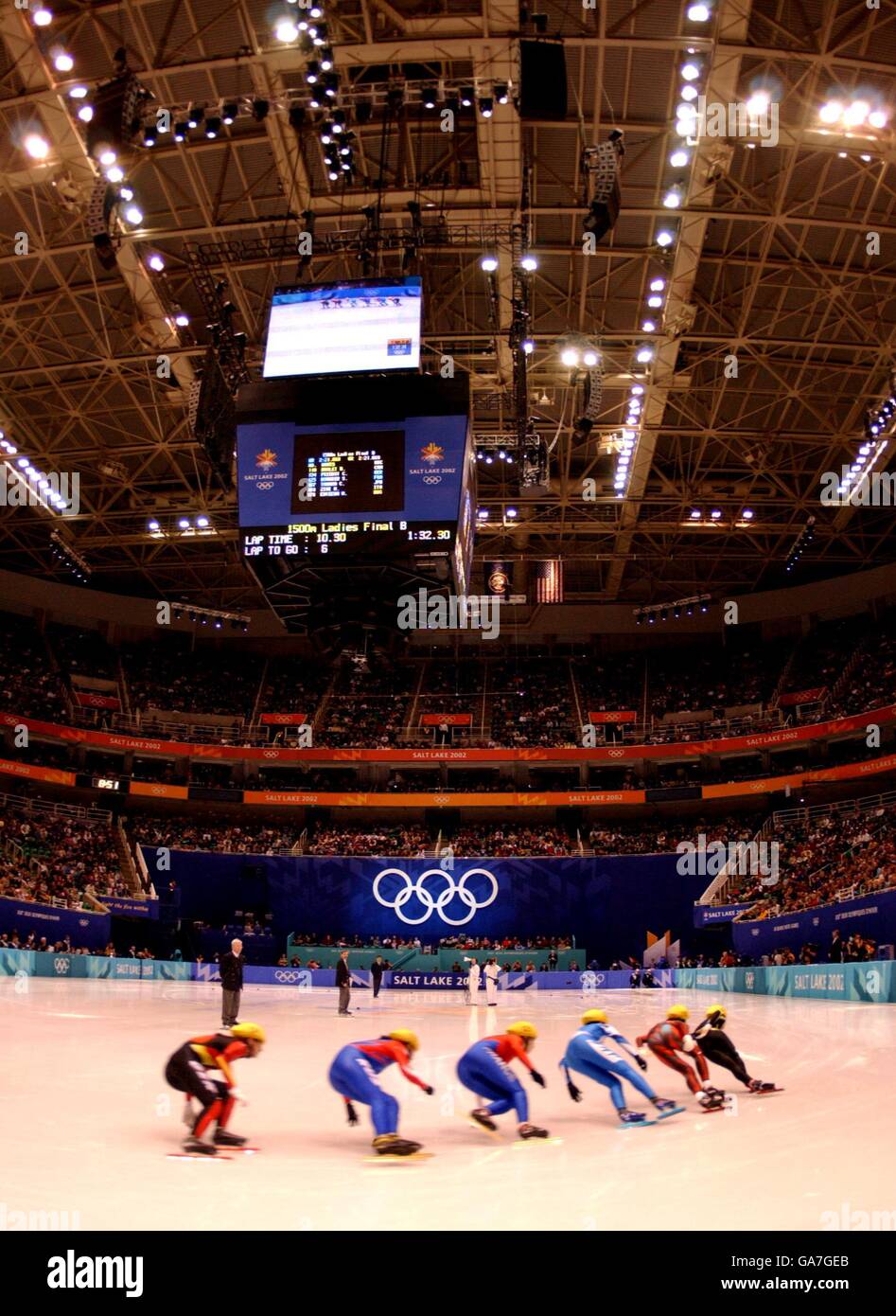 Olympics speed skating short track hi-res stock photography and images ...