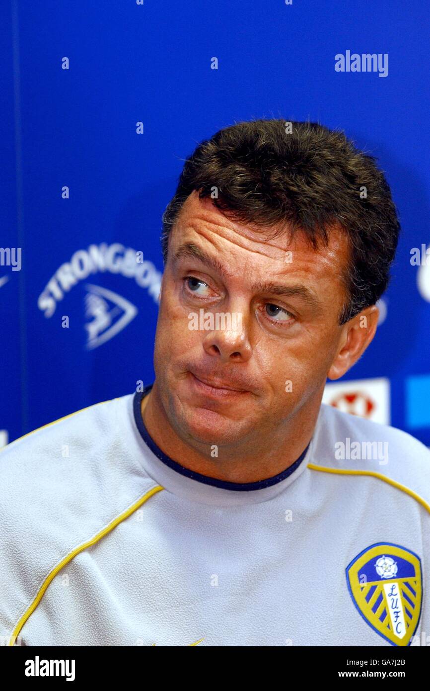 Leeds uniteds robbie fowler hi-res stock photography and images - Alamy