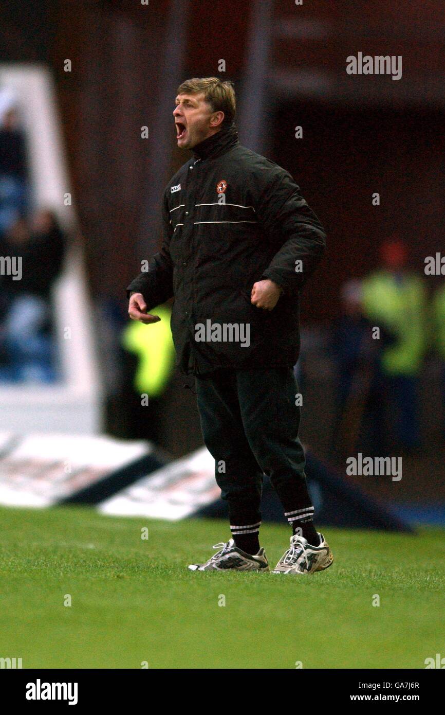 Paul hegarty dundee hi-res stock photography and images - Alamy