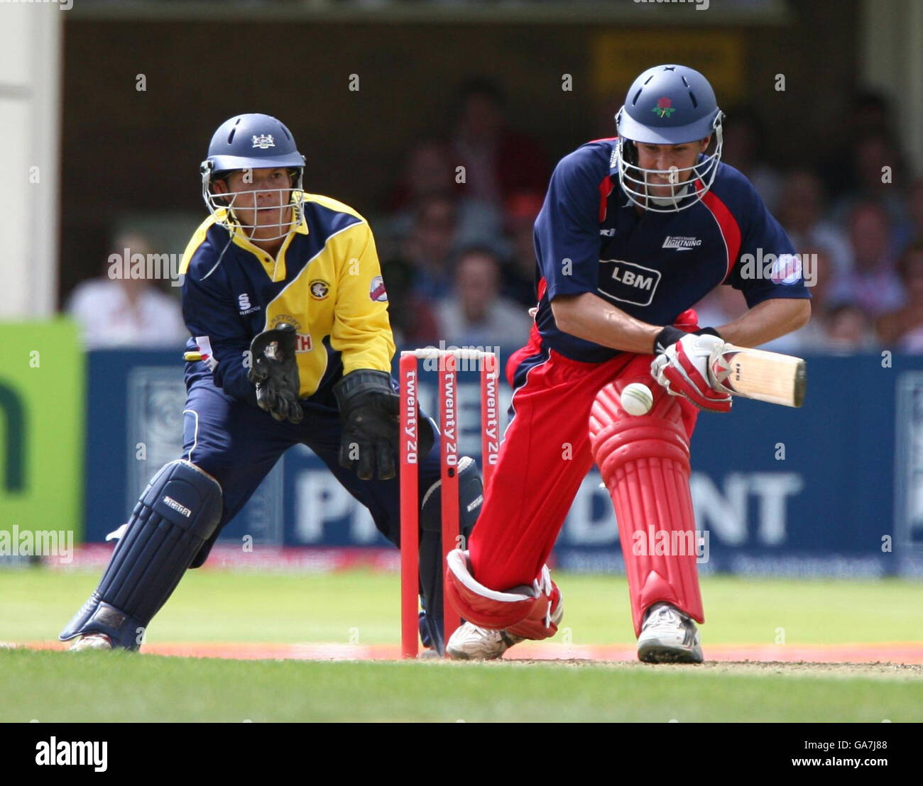 Gladiators lightning hi-res stock photography and images - Alamy