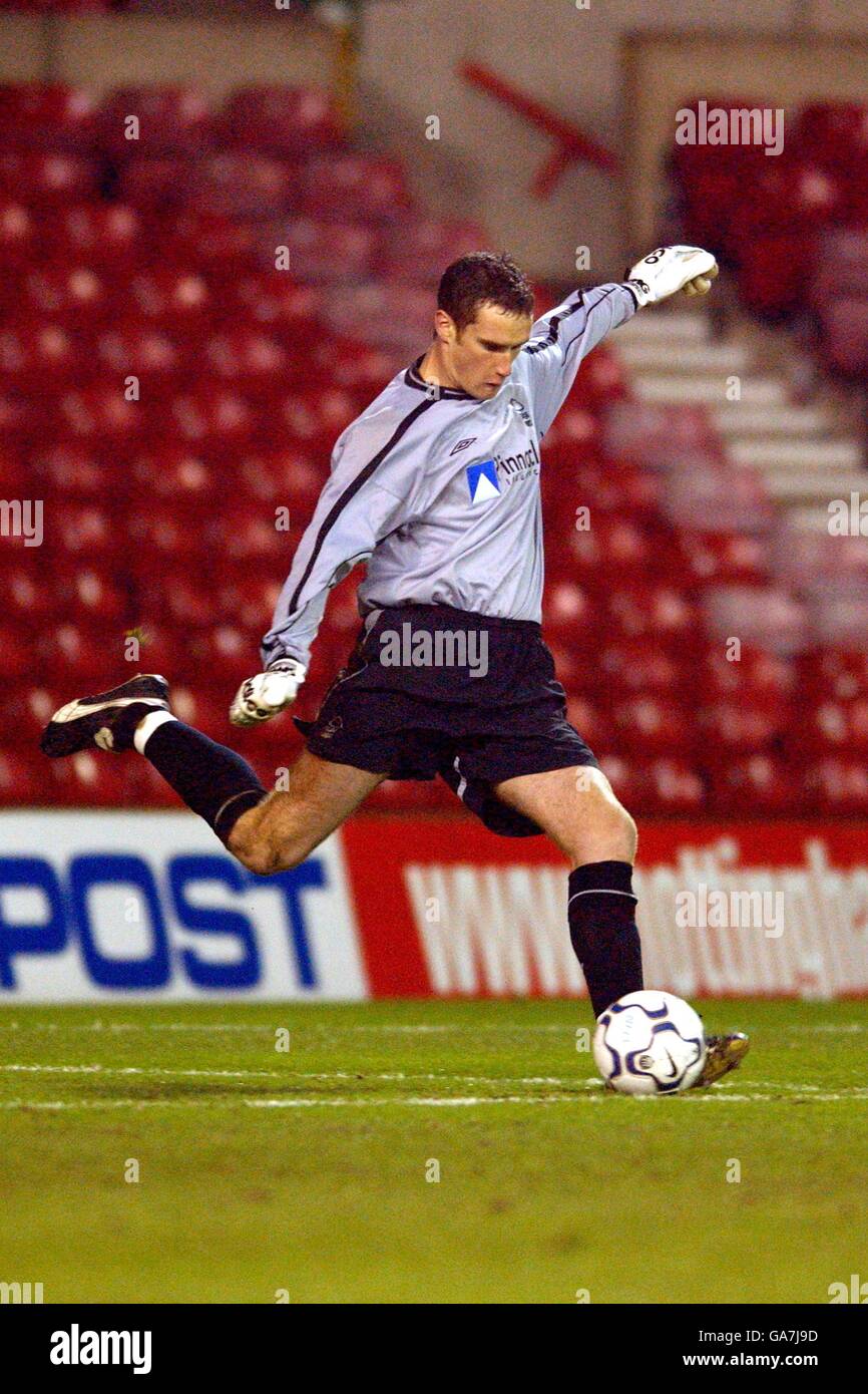 Nottingham forests barry roche hi-res stock photography and images - Alamy