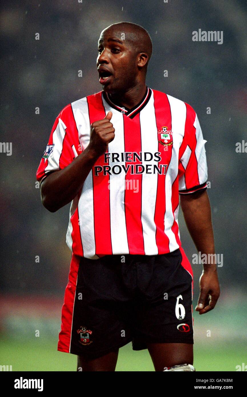 Soccer - FA Barclaycard Premiership - Southampton v Liverpool. Paul ...
