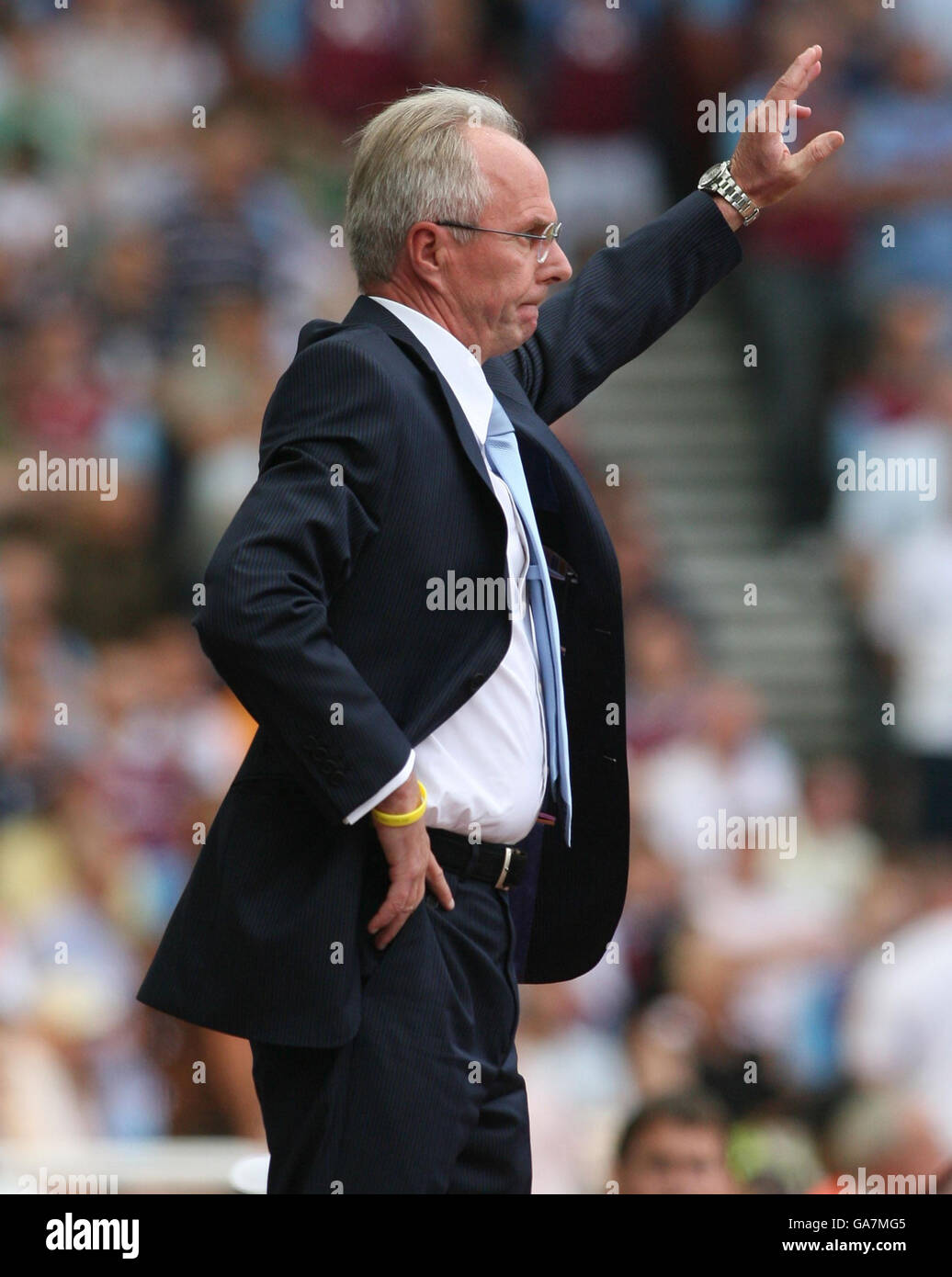Manchester City's manager Sven Goran Eriksson instructs his team during ...