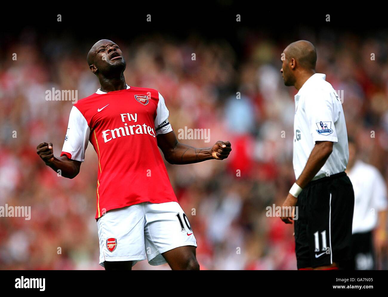 Arsenal win emirates stadium hi-res stock photography and images - Alamy