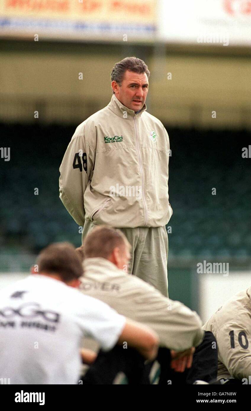 Rugby Union - Zurich Premiership - Bristol Shoguns v London Irish. Gary ...