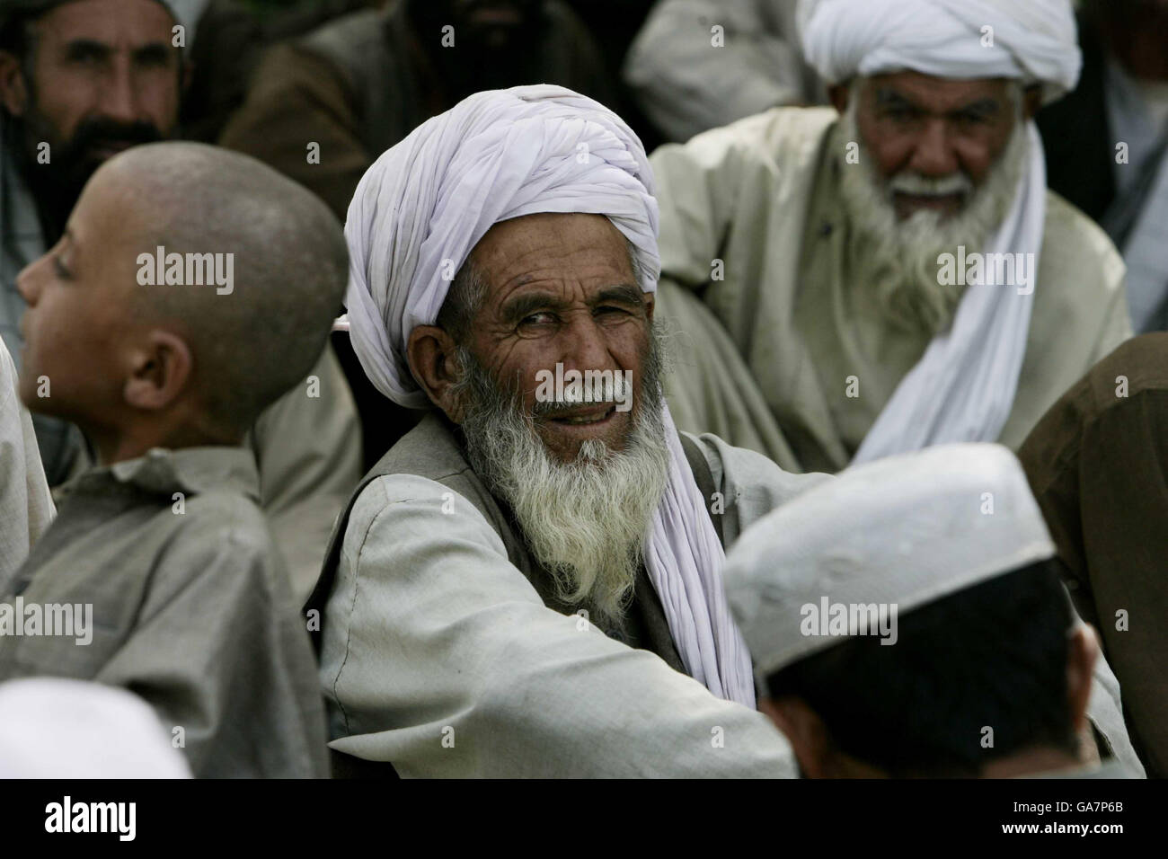 Afghan men turban hi-res stock photography and images - Alamy