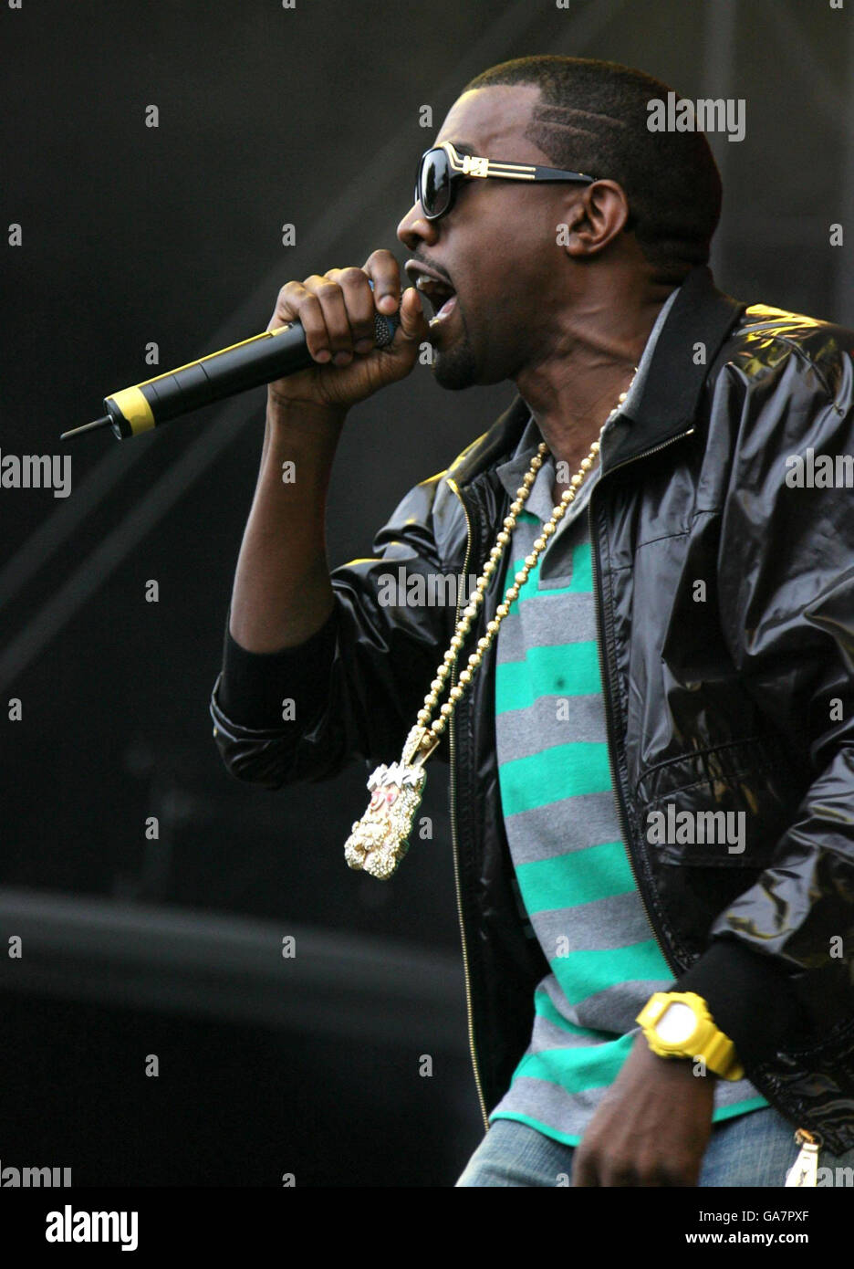 Kanye West Performing 2007 High Resolution Stock Photography and Images ...