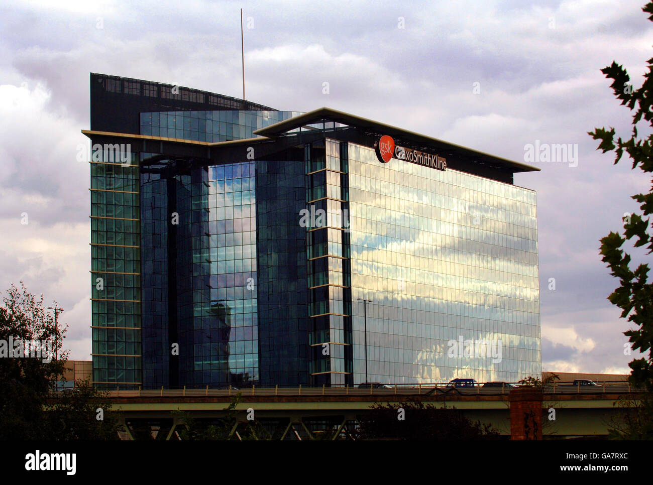 Landmark Gsk Glaxo Smith Kline Klein Pharmaceutical Chemical Processdl ...
