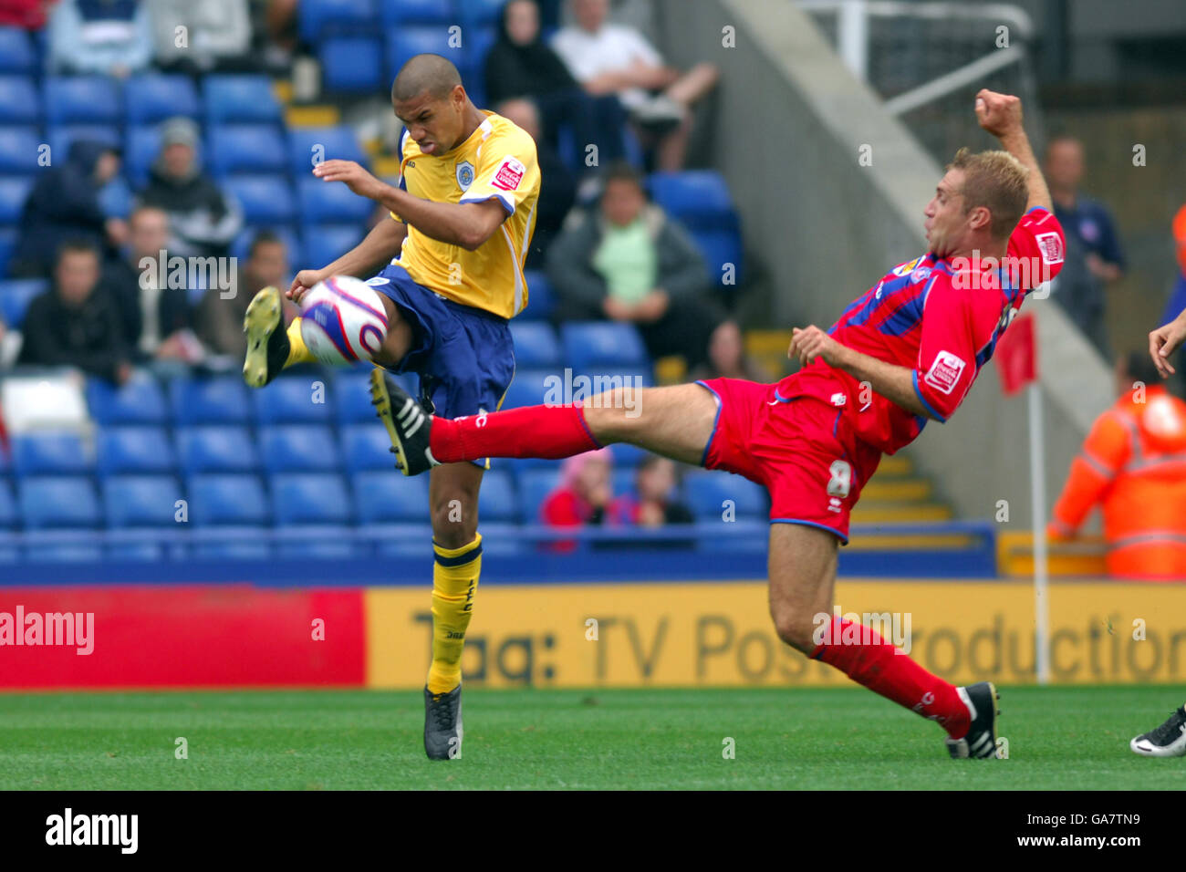 Crystal Palace's James Scowcroft (right) and Leicester City's Patrick ...