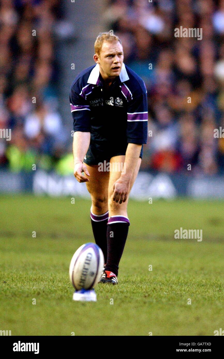 Scotland's Duncan Hodge prepares to attempt a conversion Stock Photo ...