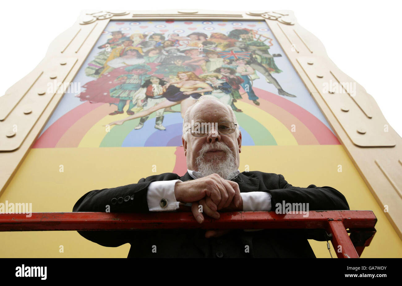 Peter Blake's South Bank sculpture Stock Photo - Alamy
