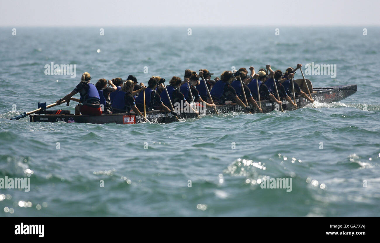 Dragon boat cross-channel race Stock Photo - Alamy