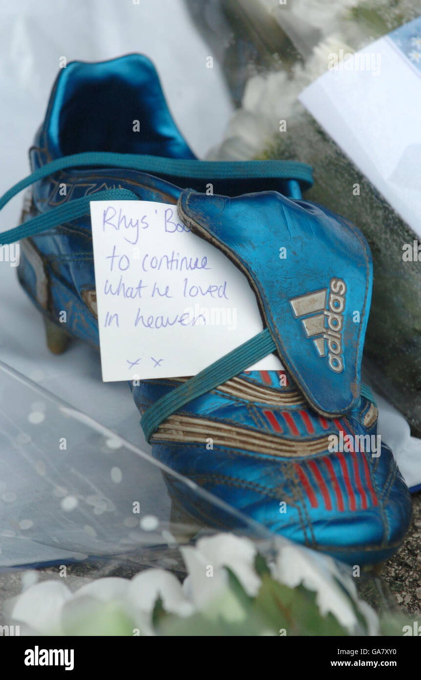 Flowers laid outside the Fir Tree pub, Croxteth Park, in memory of ...
