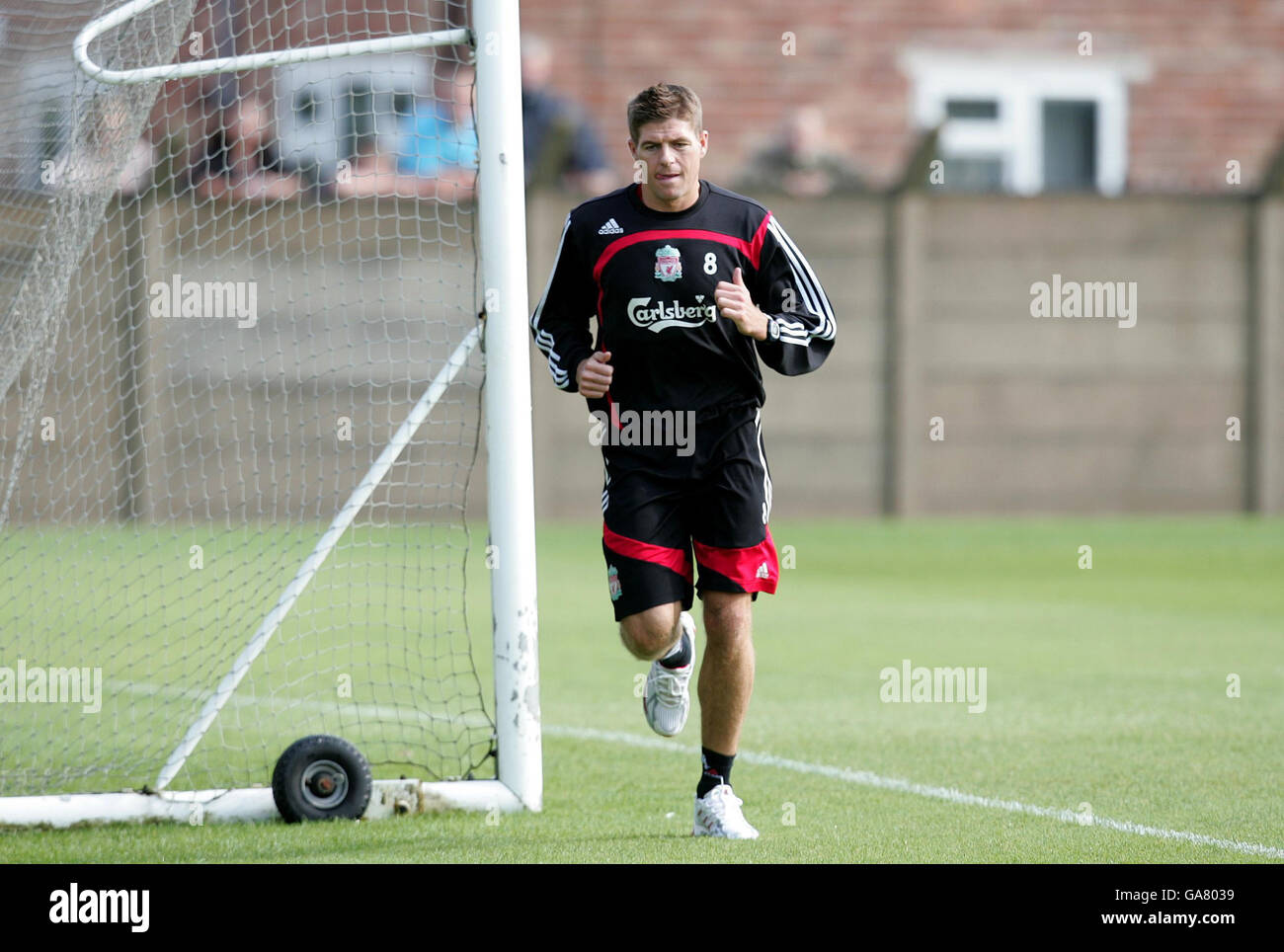Soccer - UEFA Champions League - Quarter Final - First Leg - Liverpool ...
