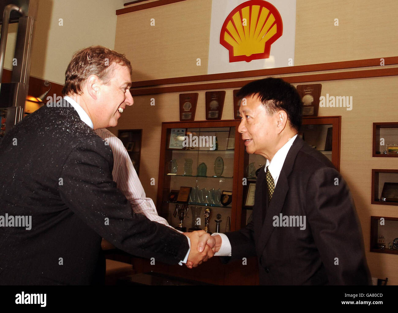 Chairman shell chemical seraya plant hi-res stock photography and ...