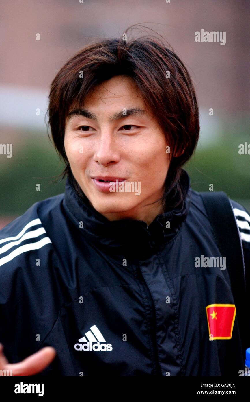 Soccer - Carlsberg Cup - China Training. Li Weifeng, China Stock Photo ...
