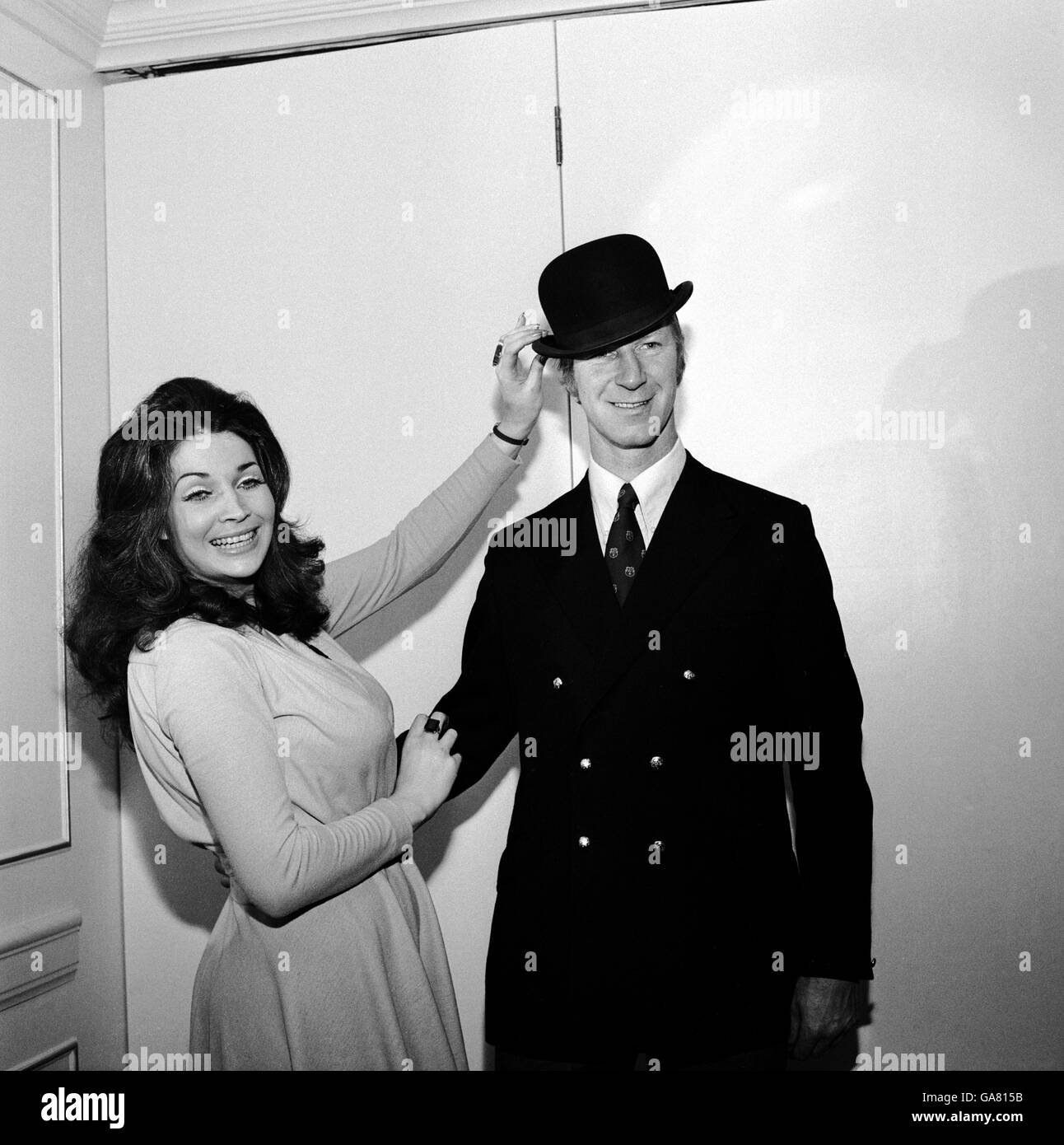 Rakish angle hi-res stock photography and images - Alamy