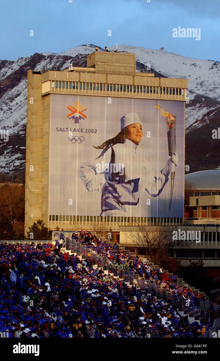 Winter Olympics - Salt Lake City 2002 - Closing Ceremony. Fans at the ...