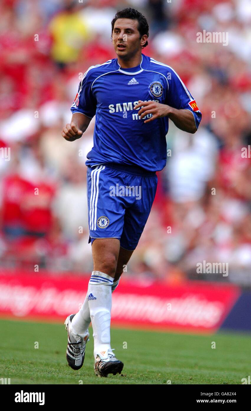 Soccer - Community Shield - Chelsea v Manchester United - Wembley ...