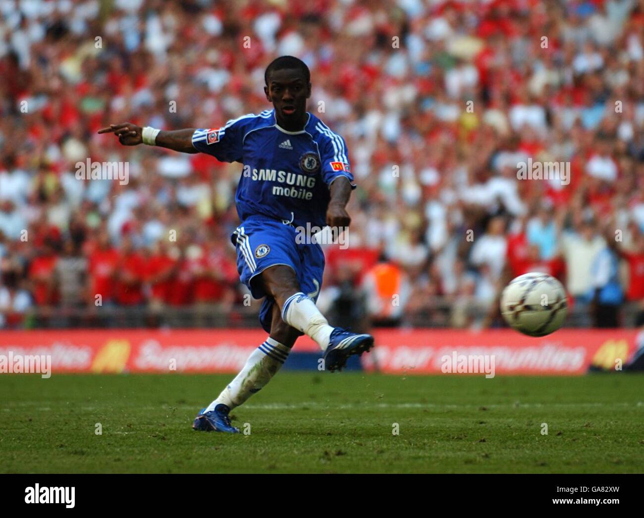 Shaun wright phillips manchester united hi-res stock photography and ...