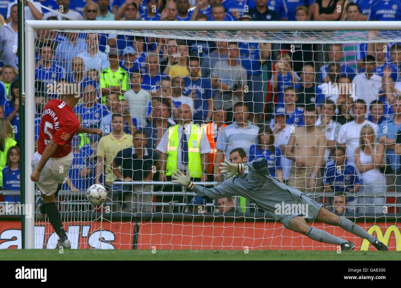 Soccer community shield chelsea v manchester united wembley stadium hi ...