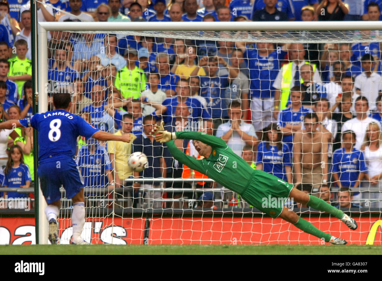 Soccer - Community Shield - Chelsea v Manchester United - Wembley ...