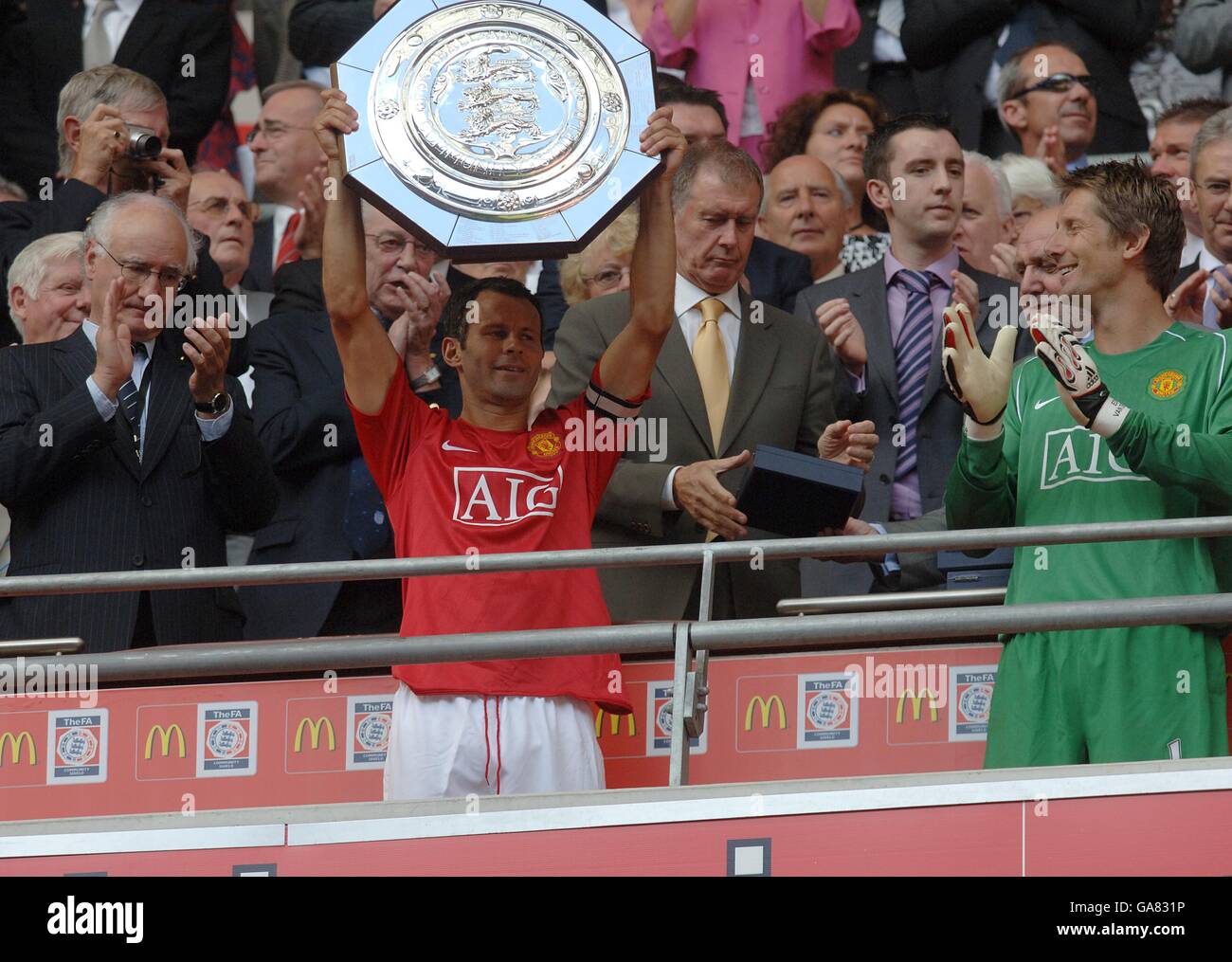 Soccer - Community Shield - Chelsea v Manchester United - Wembley ...